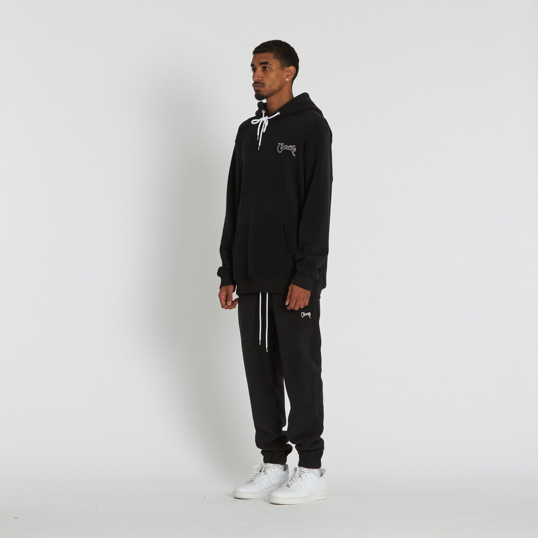 BASIC SCRIPT POLAR FLEECE TRACK PANTS – Crate Clothing