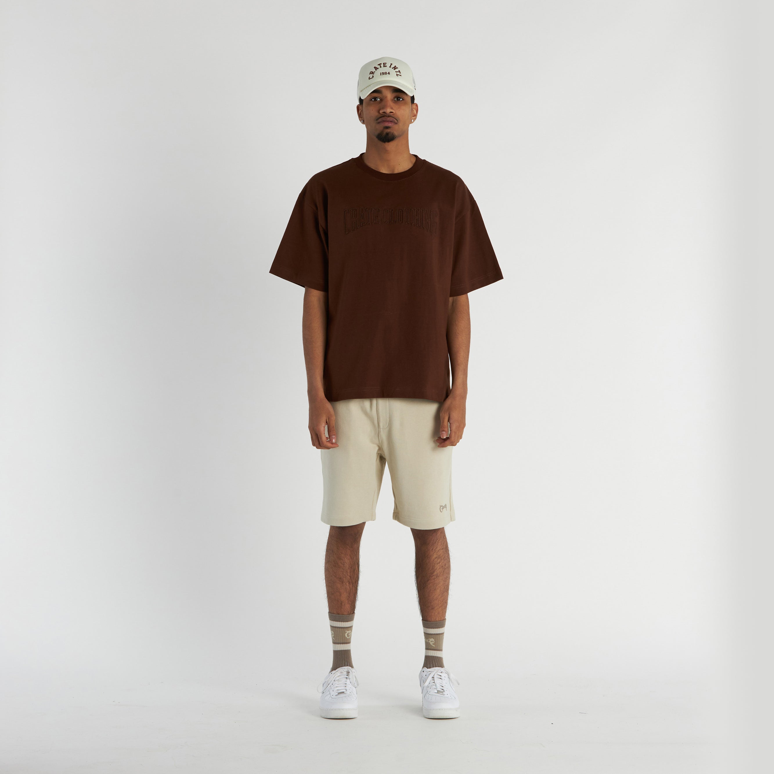 Men'S Outline Varsity Box Fit T-Shirt – Crate Clothing